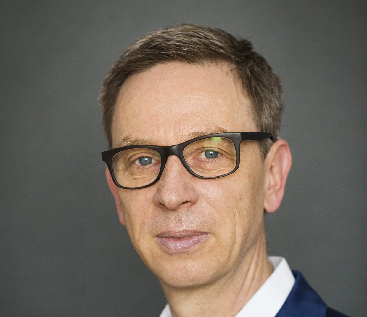 Neuer Ottonova-CEO: Bernhard Brühl beerbt Roman Rittweger ...