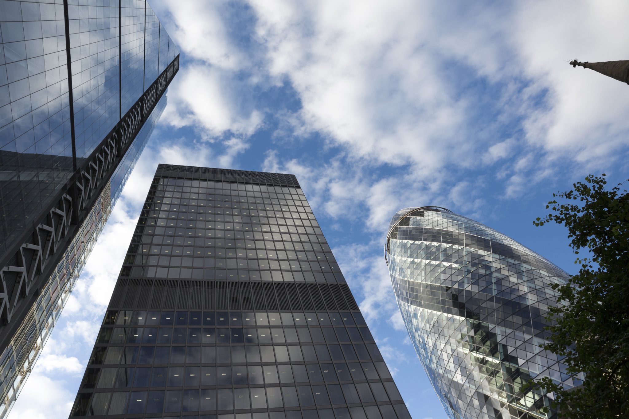 Aon strukturiert nach gescheiterter Fusion das Personal neu ...