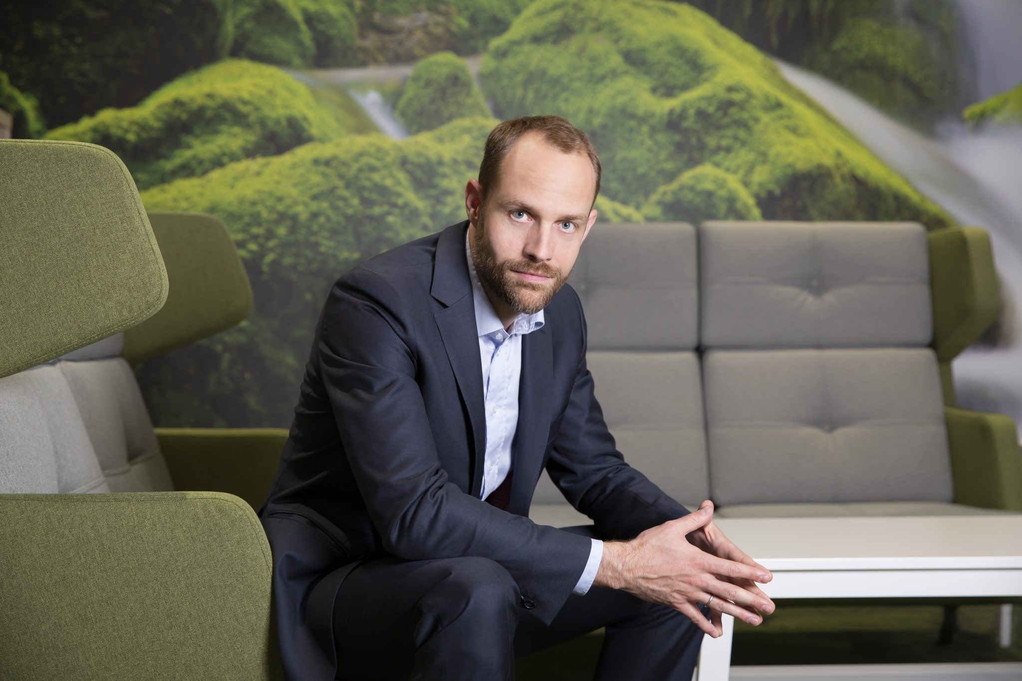 Nils Reich rückt in den Vorstand von Axa Partners ...