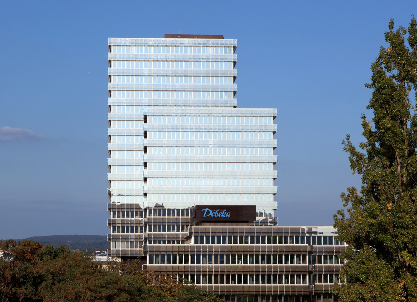 Debeka löst Altsystem für Zahlungsverkehr ab - Versicherungswirtschaft ...