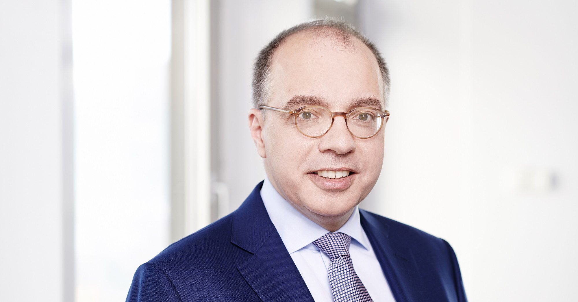 Allianz-Leben-Manager Priebe im Interview: "Wichtig ist jetzt, Kunden ...