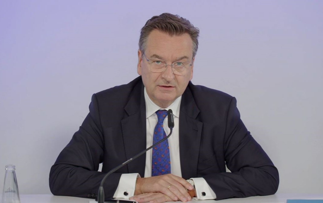 „Der Weichmarkt ist nicht da“: Munich Re-Chef Wenning behält Jahresziel ...